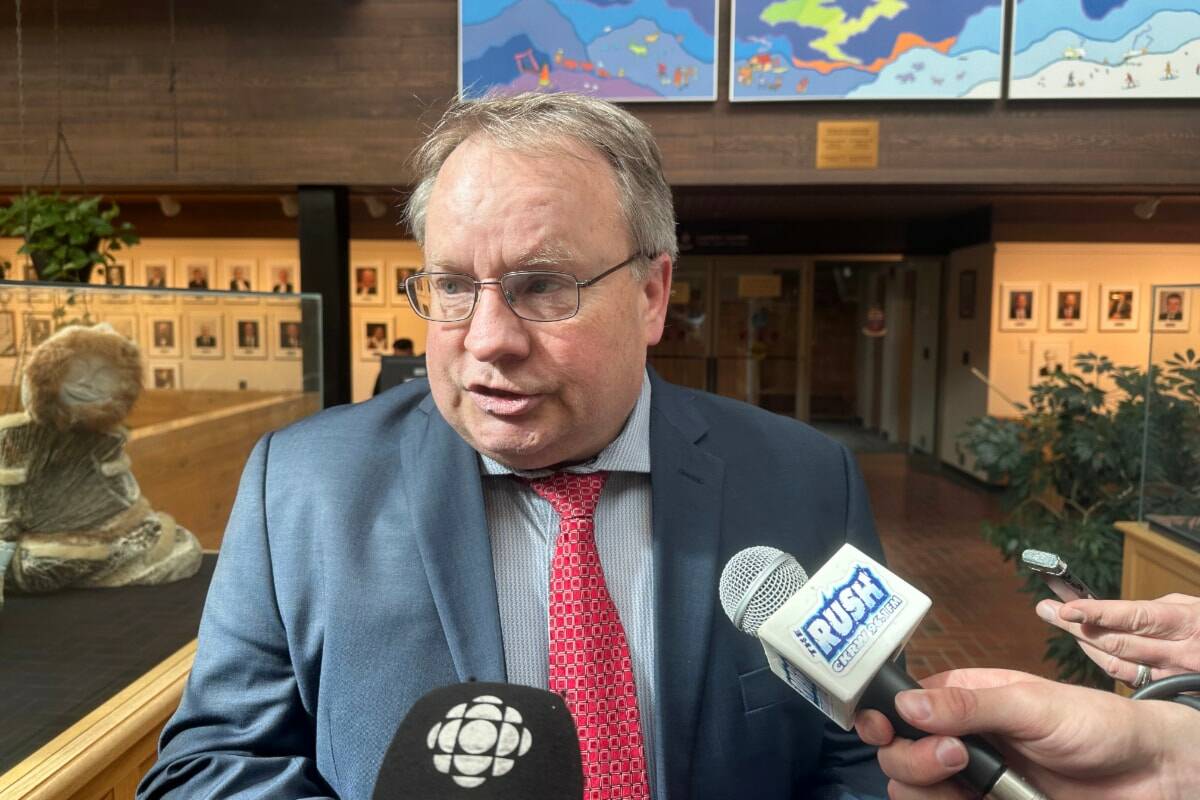 Yukon minister apologizes for incorrect info about school bus ...